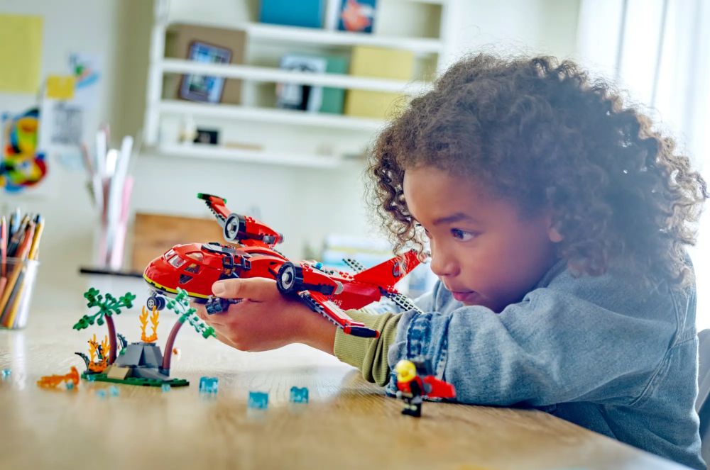 LEGO City 60413 pas cher, L’avion de sauvetage des pompiers