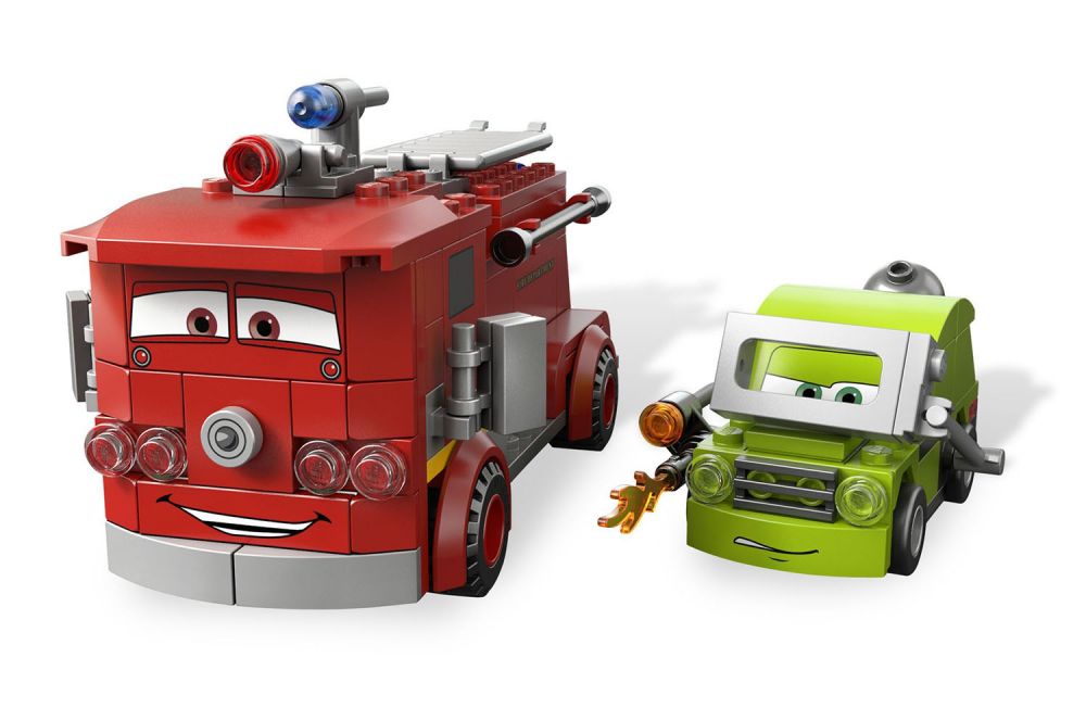 LEGO Cars 9484 pas cher, Le sauvetage de Red